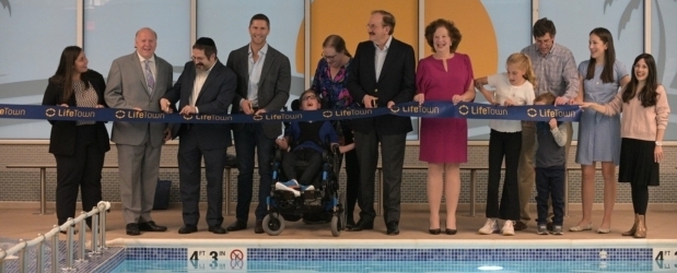 All Swimmers on Deck - Friendship Circle Blog